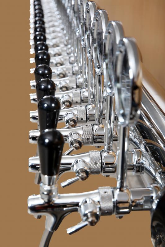BRAUHAUS Bridge | 8 ways beer tower